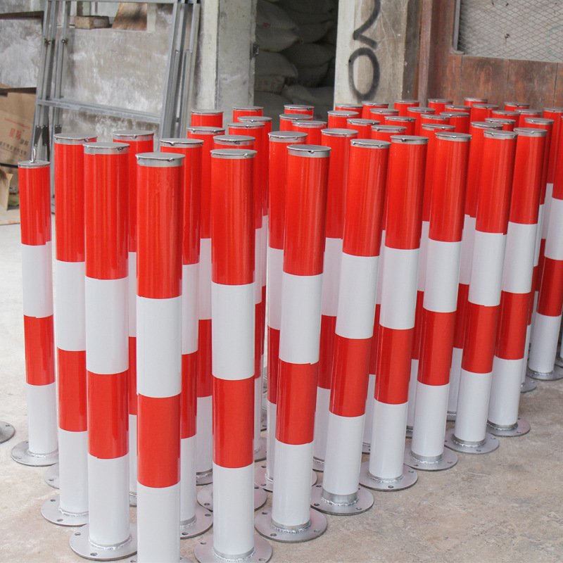 Metal Delineator Warning Post - Estraffic Road Safety Goods